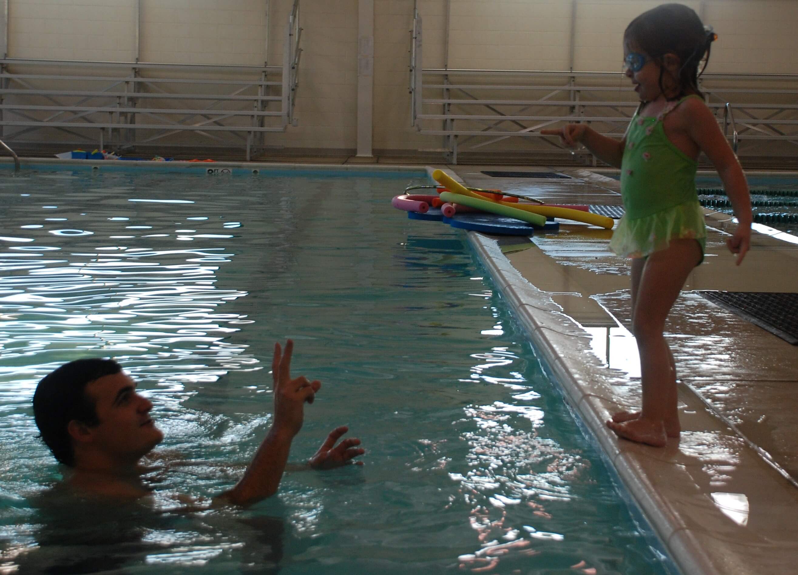 Little Fish Swimming (25) | Little Fish Swimming